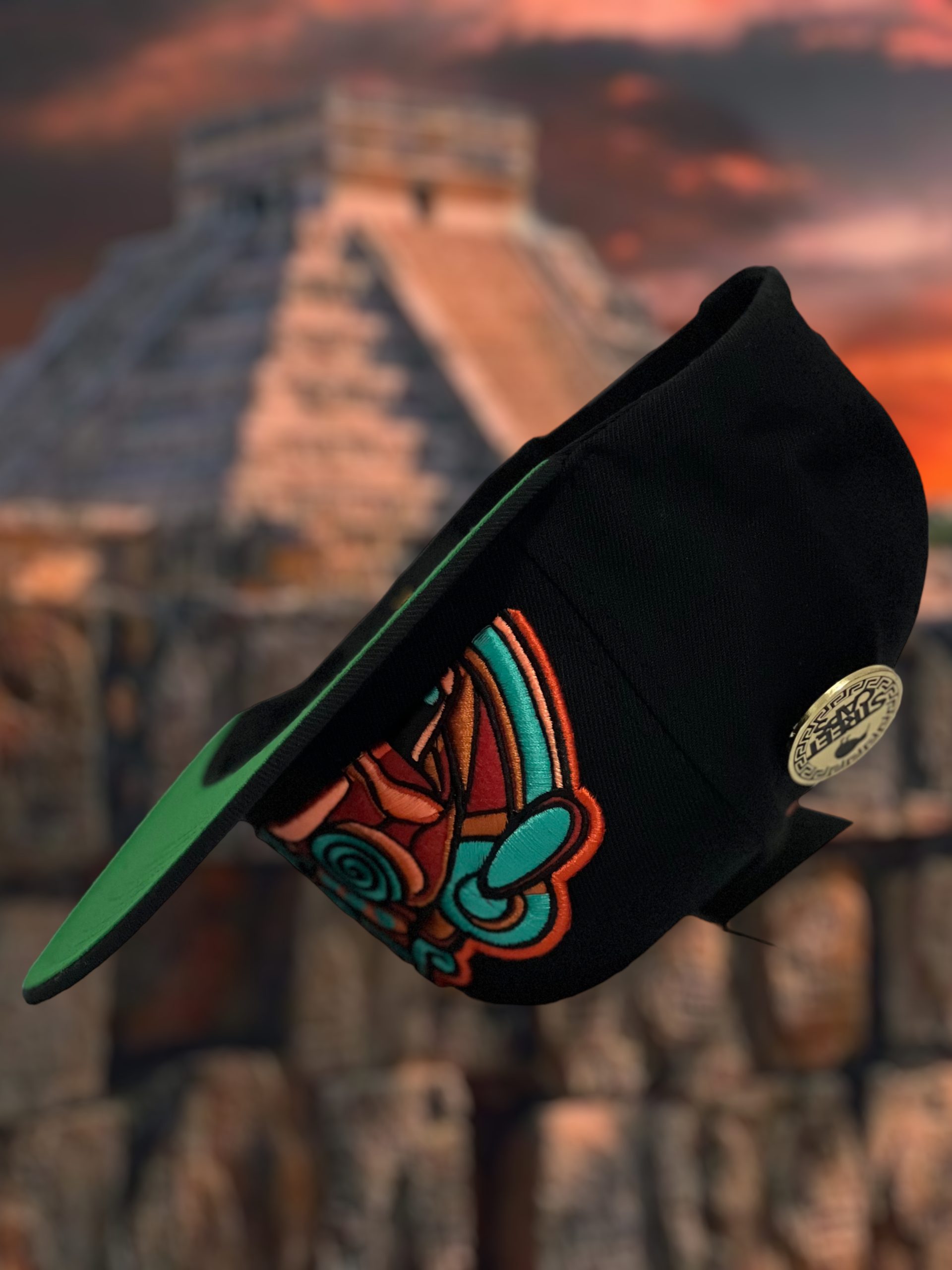 Gorra Neo Maya Y Serpiente Kulkulcán Incluido El Pin – streetcapsmexico.com